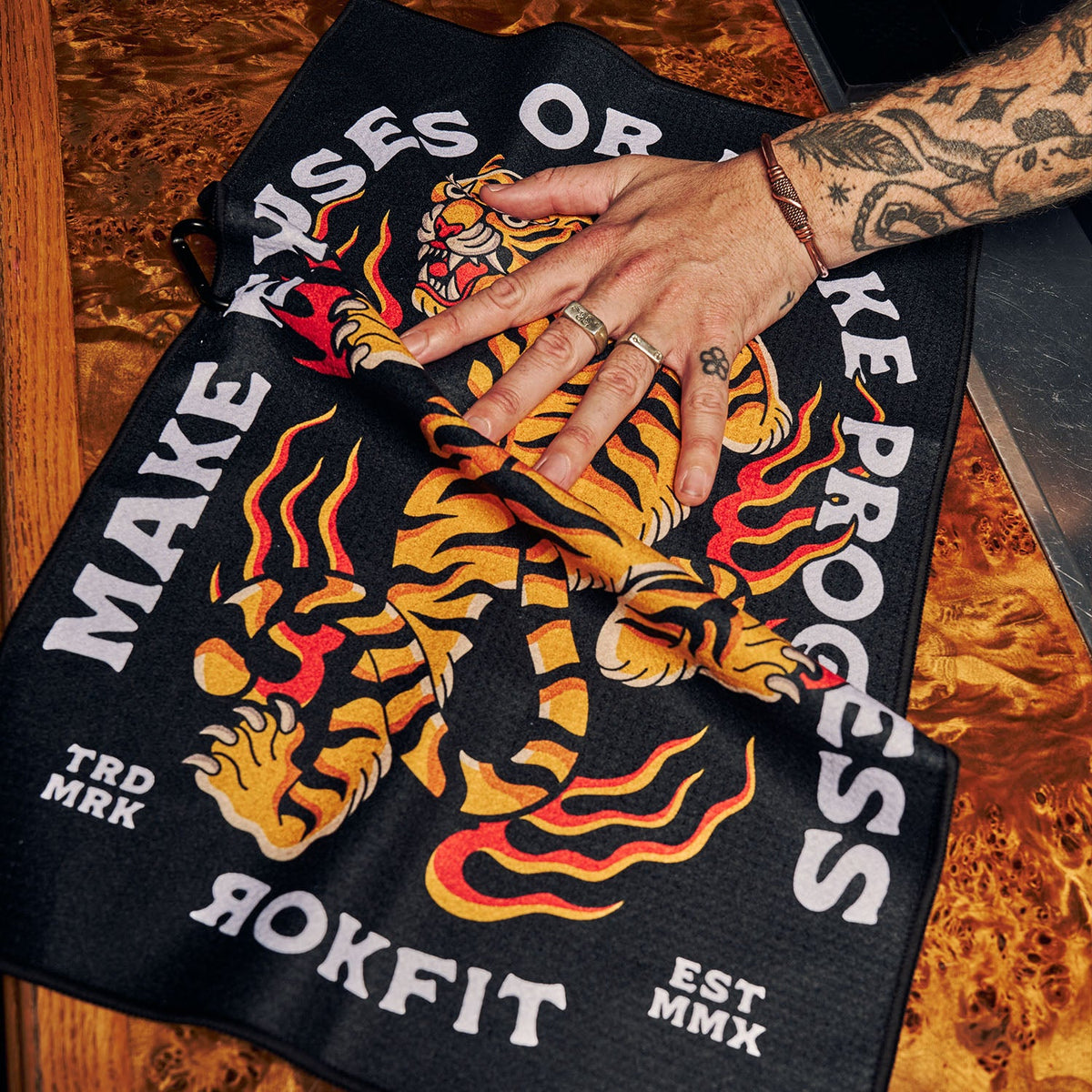 Utility Towels for Gym, Golf & Adventure | RokFit®